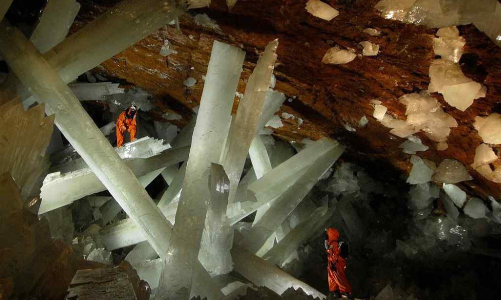10 Amazing Facts About Caves Of The Crystals
