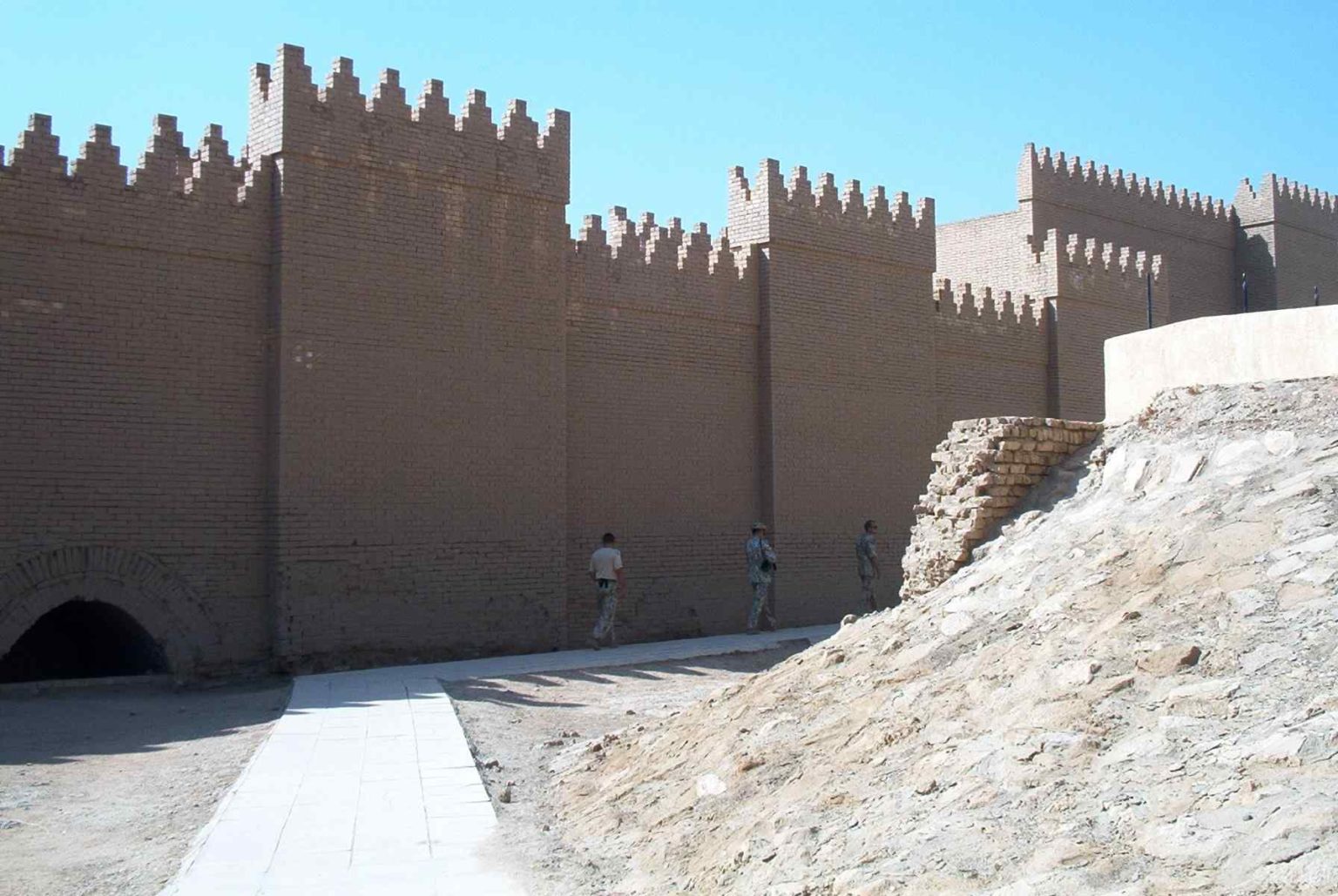 Top 10 Famous Walls In The World