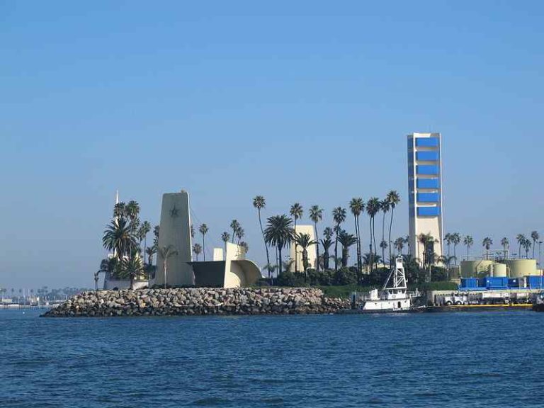 10 Most Amazing Man Made Islands
