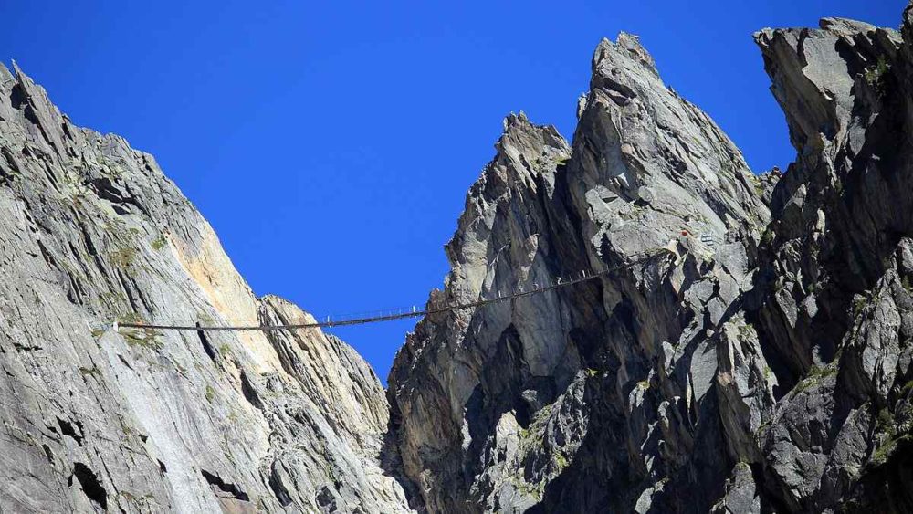 Top 10 Terrifying Rope Bridges Around The World