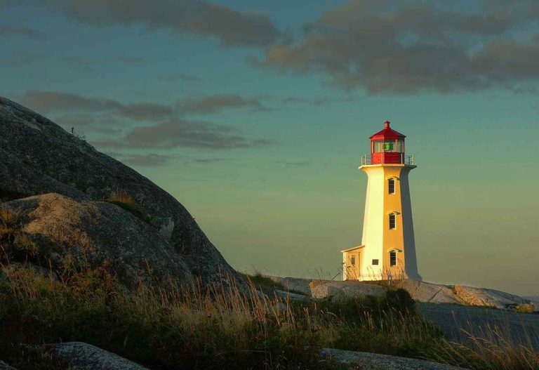 10 Most Famous Lighthouses in the World