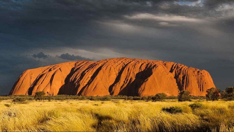 10 Most Beautiful Natural Rock Formations In The World