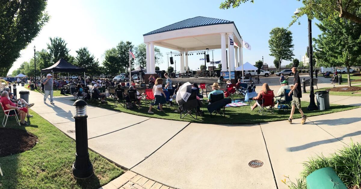 7 Tips for Organizing a Fun Event for the Ages