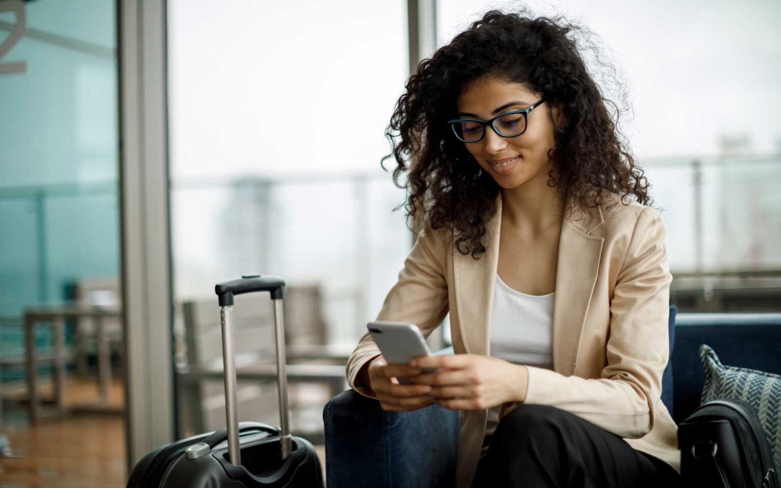 6 Tips And Rules To Follow If You Want To Travel While Working Remotely