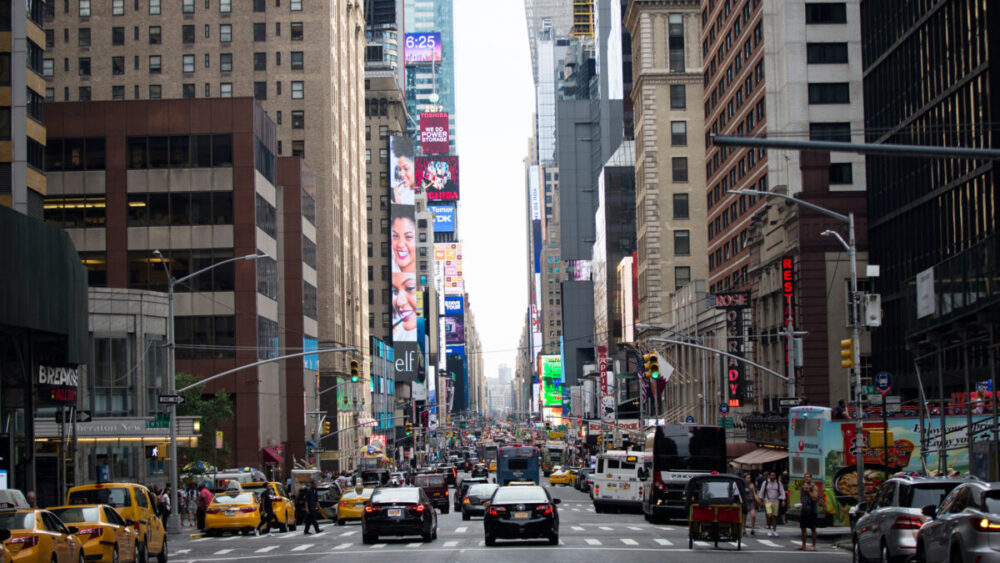 What Are the Safe Areas to Stay in New York for First-Time Visitors?