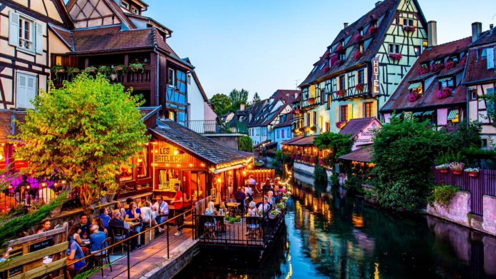 8 Best Places To Celebrate Easter In 2024