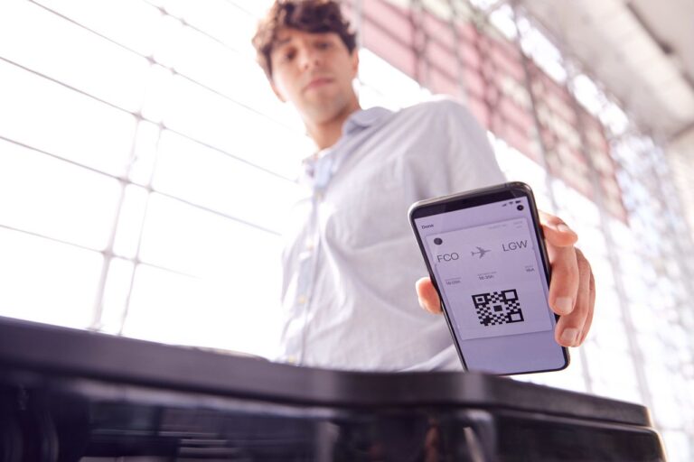 Scanning the Globe ─ QR Codes' Role in Travel Industry Marketing