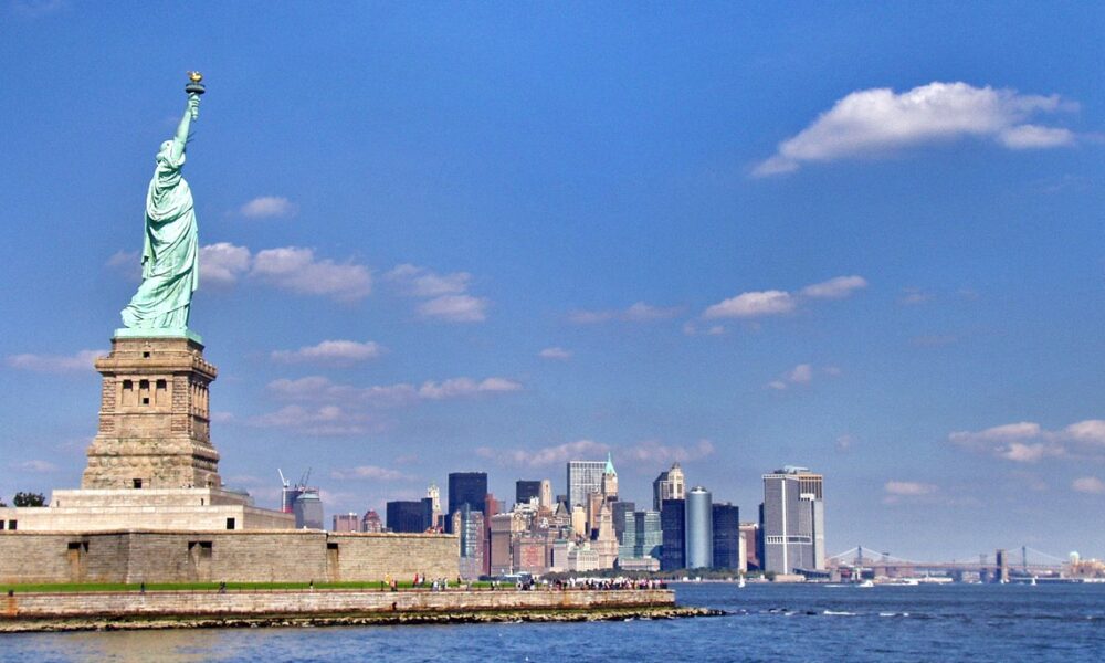 Top 10 Most Popular U.S. States